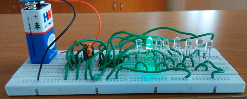 Running light chaser circuit