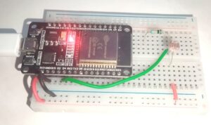 Interfacing Photoresistor with ESP32